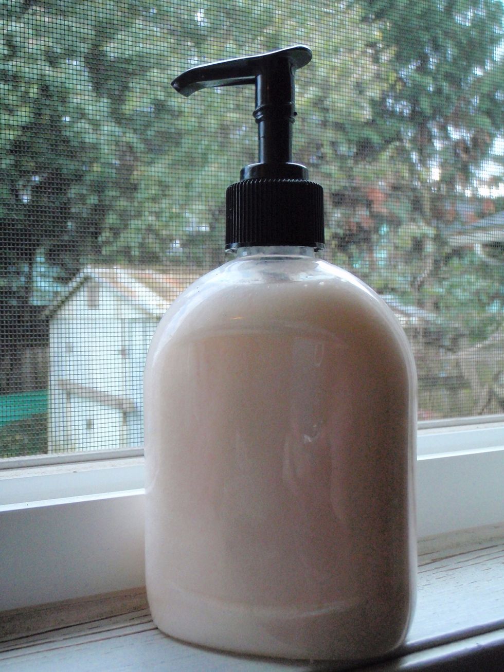 How to make a lotion - B+C Guides