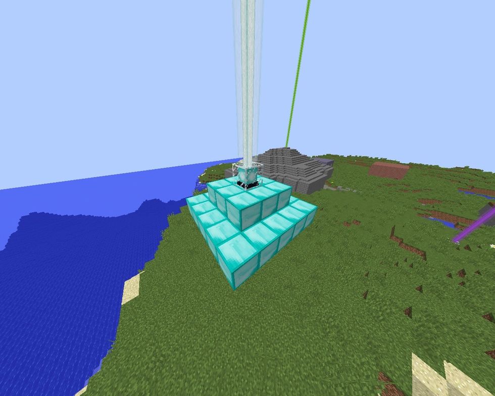 How to Build a Beacon in Minecraft - B+C Guides