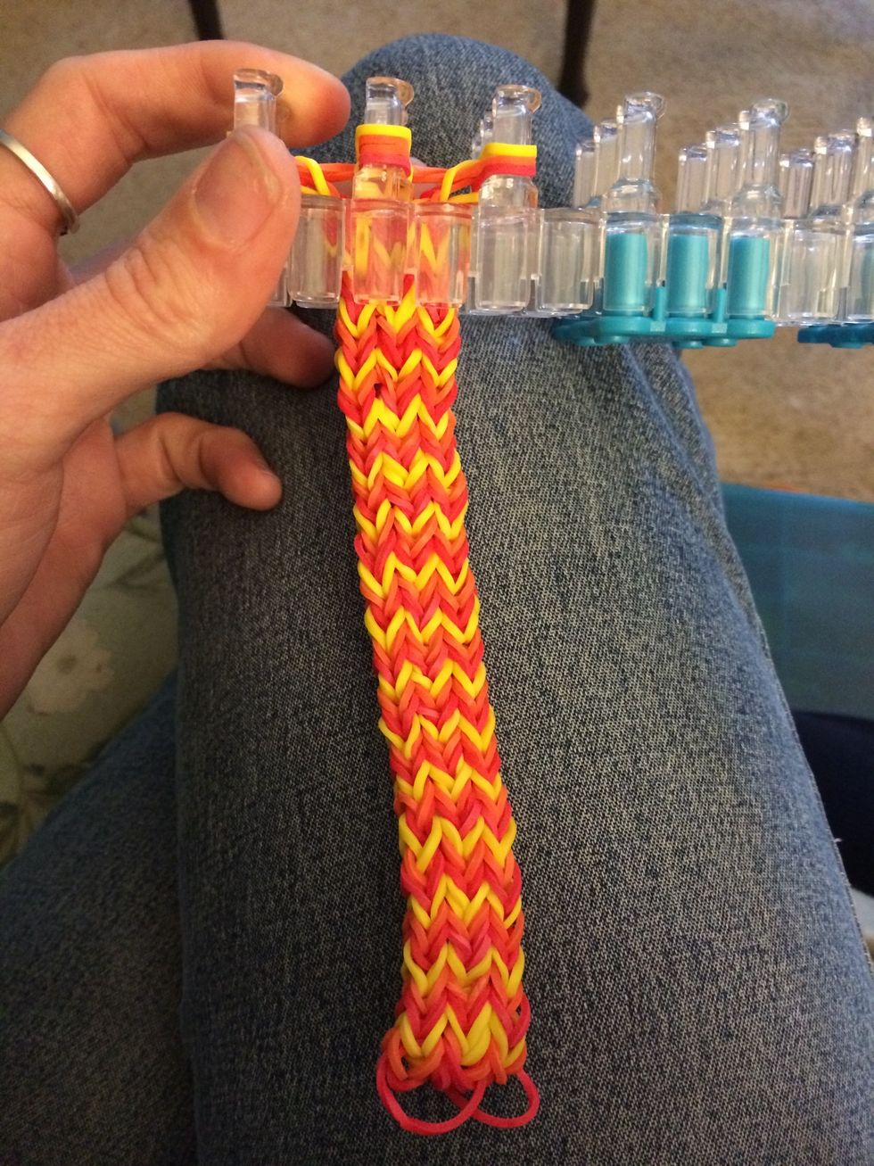 How to make a rainbow loom triple fishtail - B+C Guides
