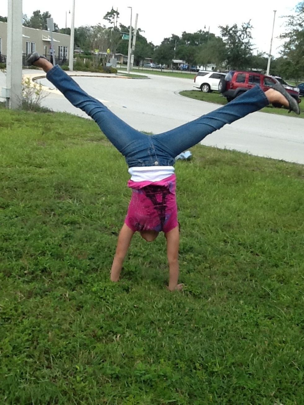 How to do a cartwheel - B+C Guides