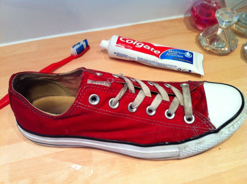 How to clean your converse :) - B+C Guides