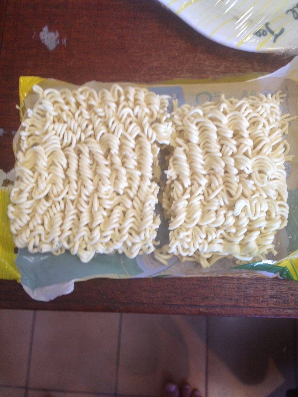 How to cook 2 minute noodles (my way) - B+C Guides