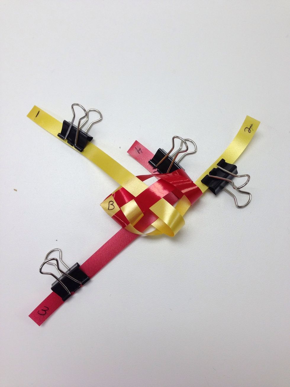 How to make a fish w/ ribbon - origami - B+C Guides