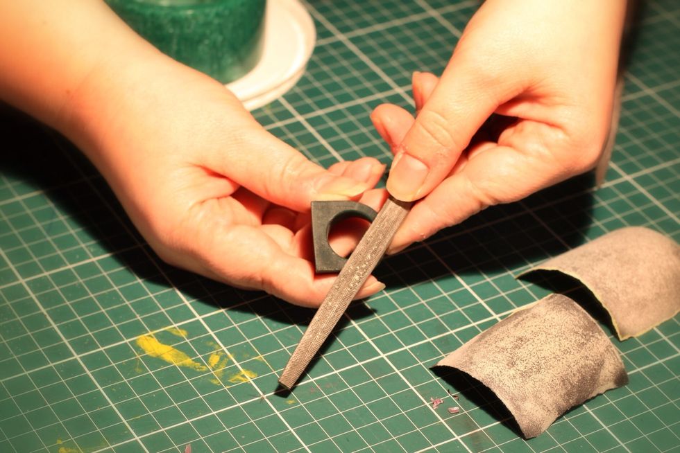 How to make a silicone casting mould - B+C Guides