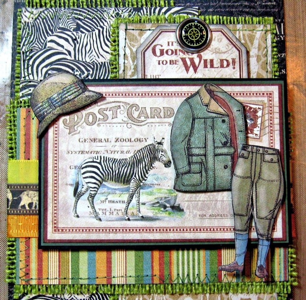 How to graphic 45 safari adventure tri-fold mini album - B+C Guides