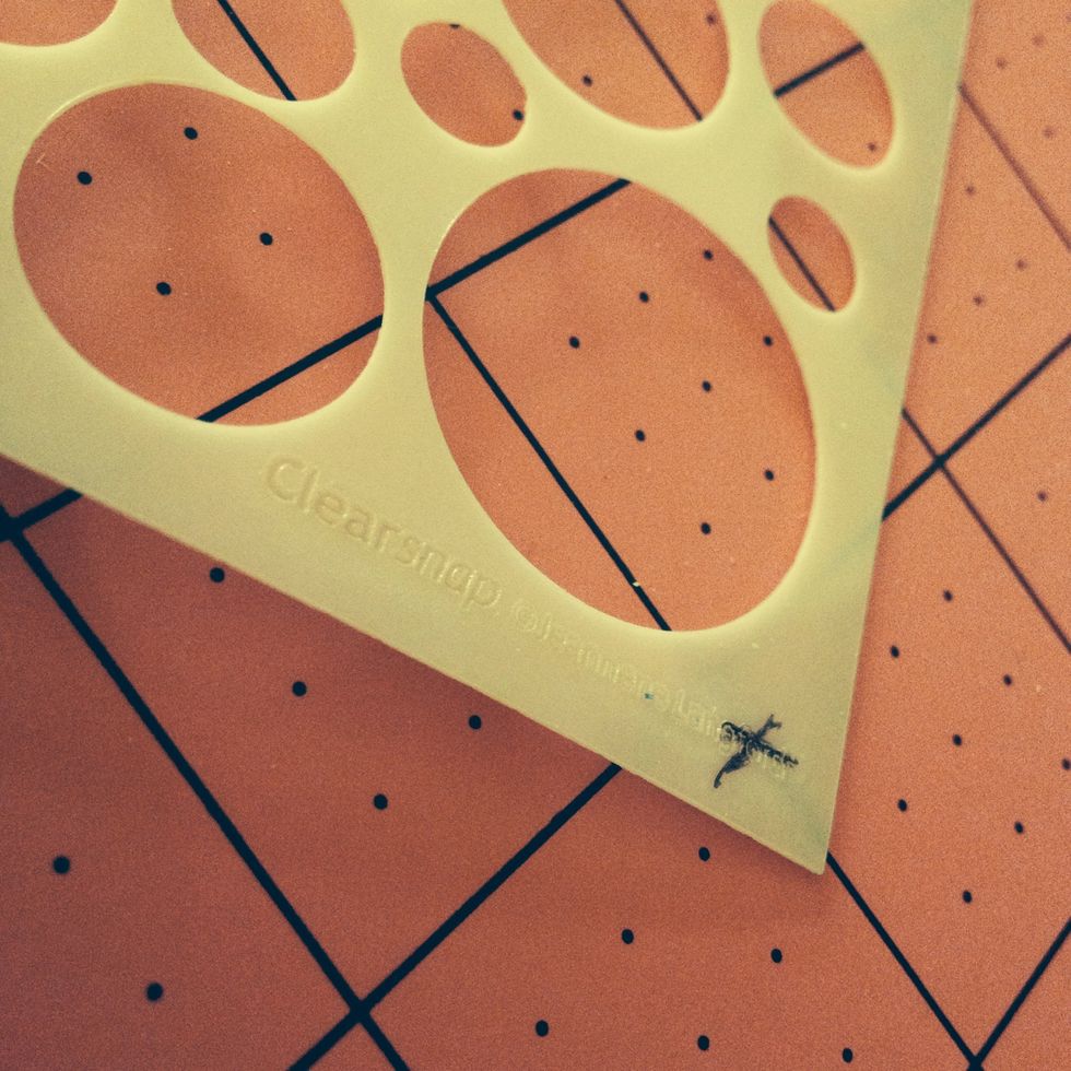 How to stencil with clearsnap inks and walnut hallow - B+C Guides