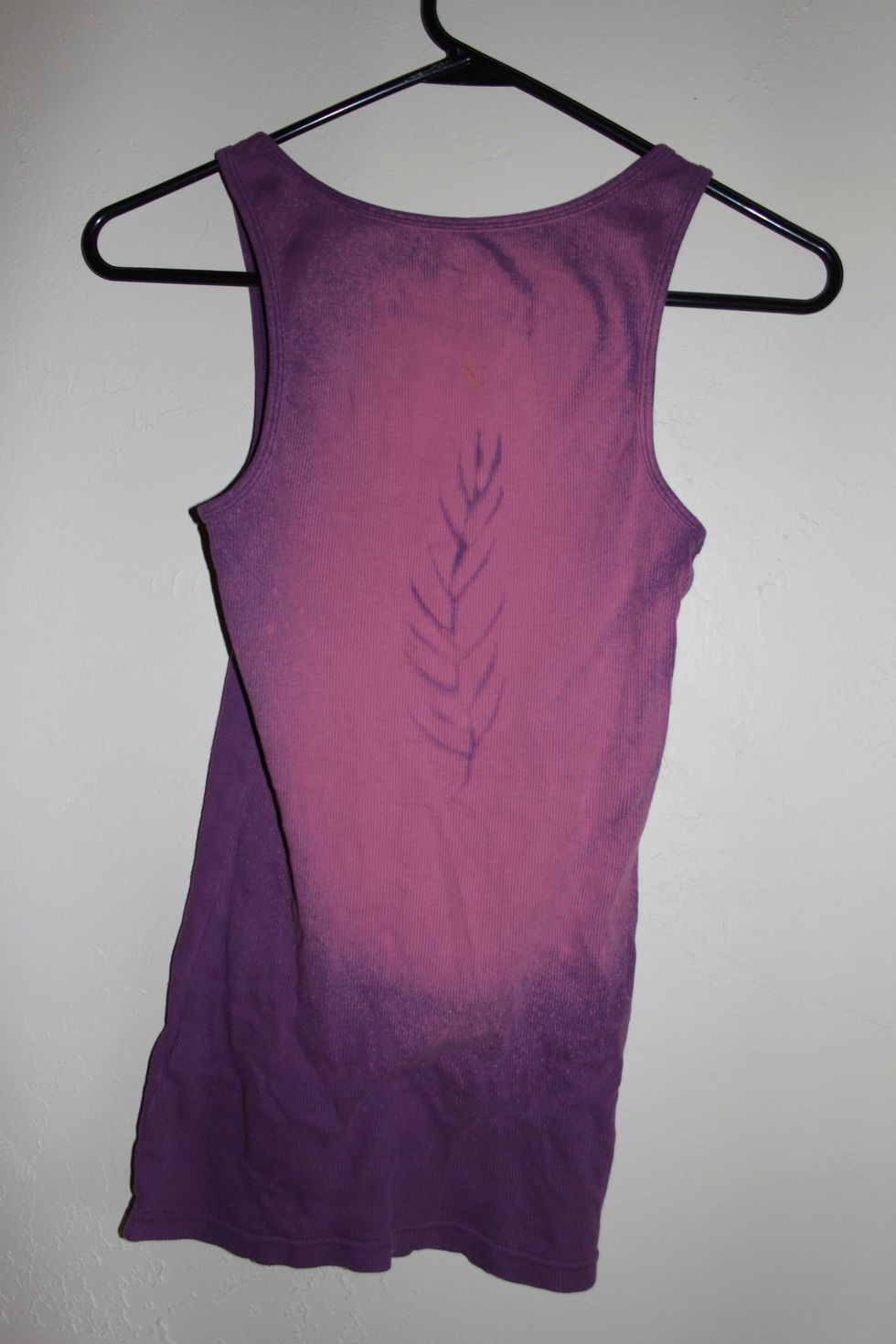 How to create a bleach fabric design - B+C Guides
