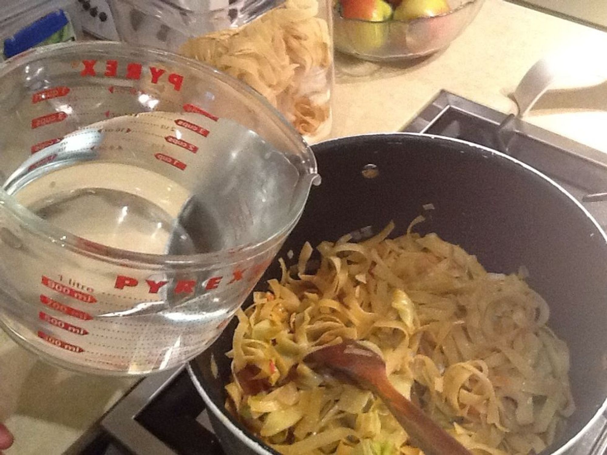 How to cook pasta with yellow flat beans - B+C Guides