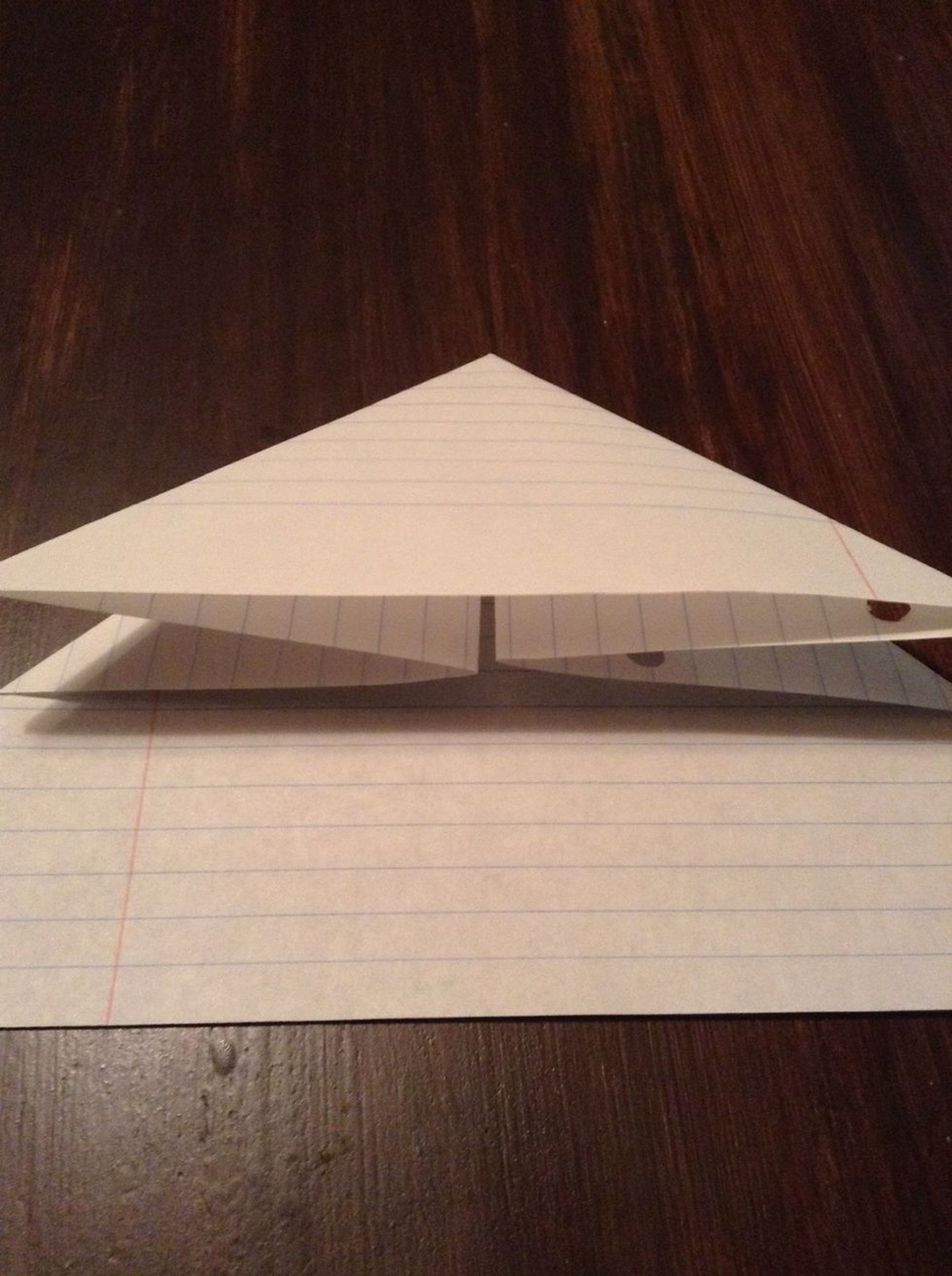 How to make a paper airplane (ninja) - B+C Guides