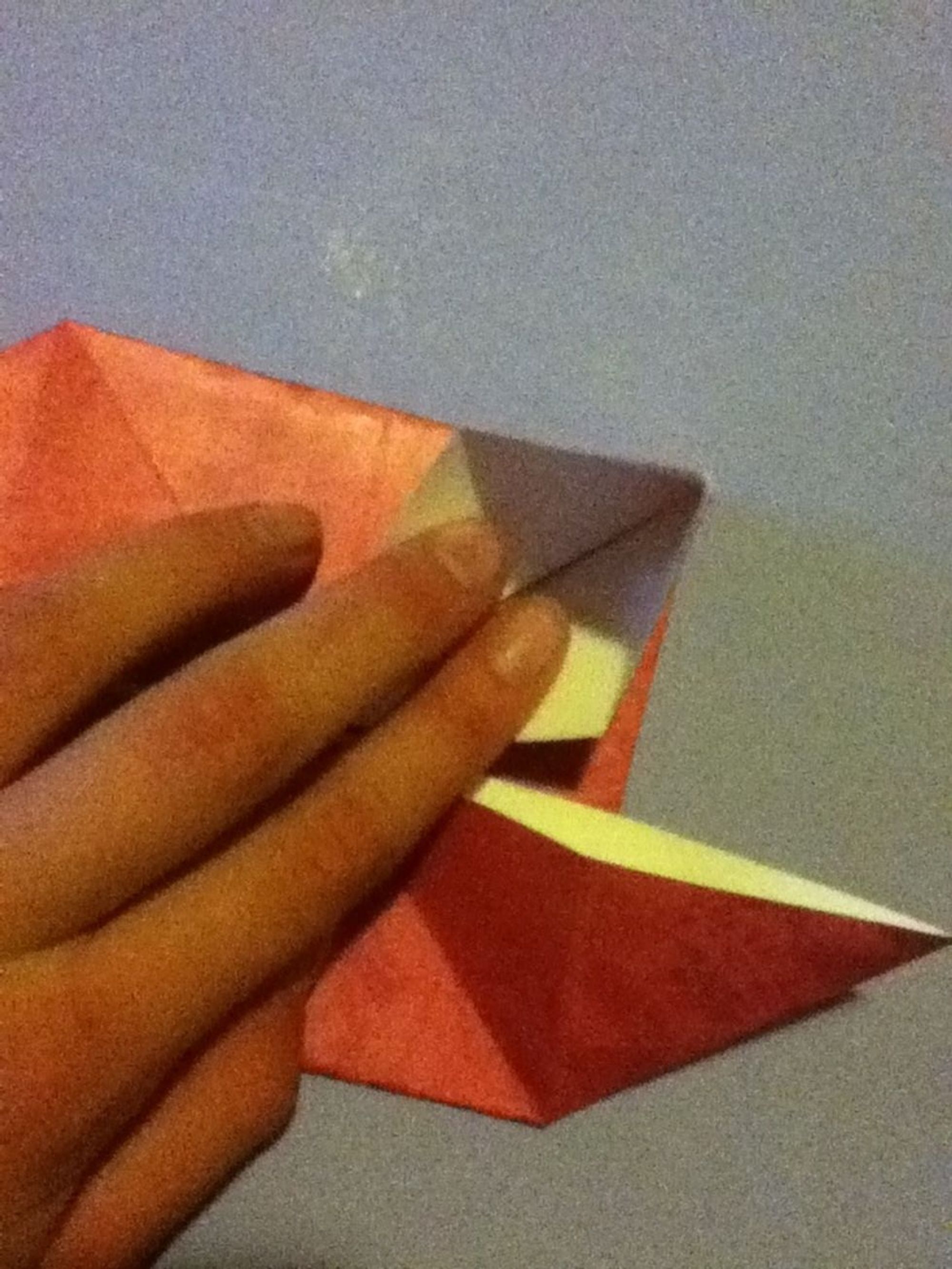 How to make an origami ferris wheel - B+C Guides