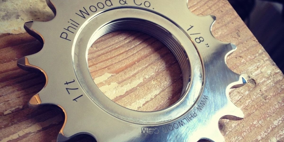 How to add a fixed gear cog to a track bike - B+C Guides