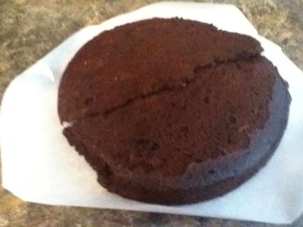 How to hide a broken cake layer - B+C Guides