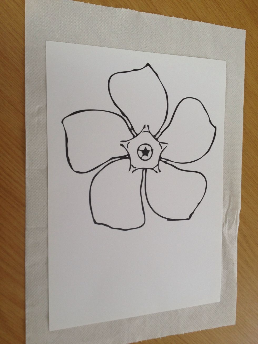 How to make a mosaic using egg shells - B+C Guides