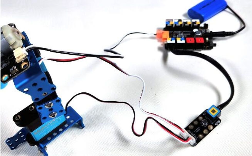 How to two-axis pan/tilt servo platform - B+C Guides