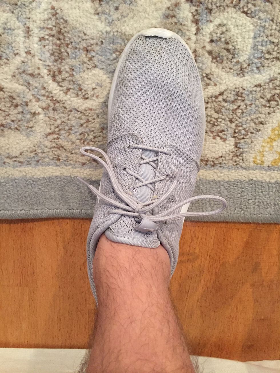 How to tie your shoe - B+C Guides