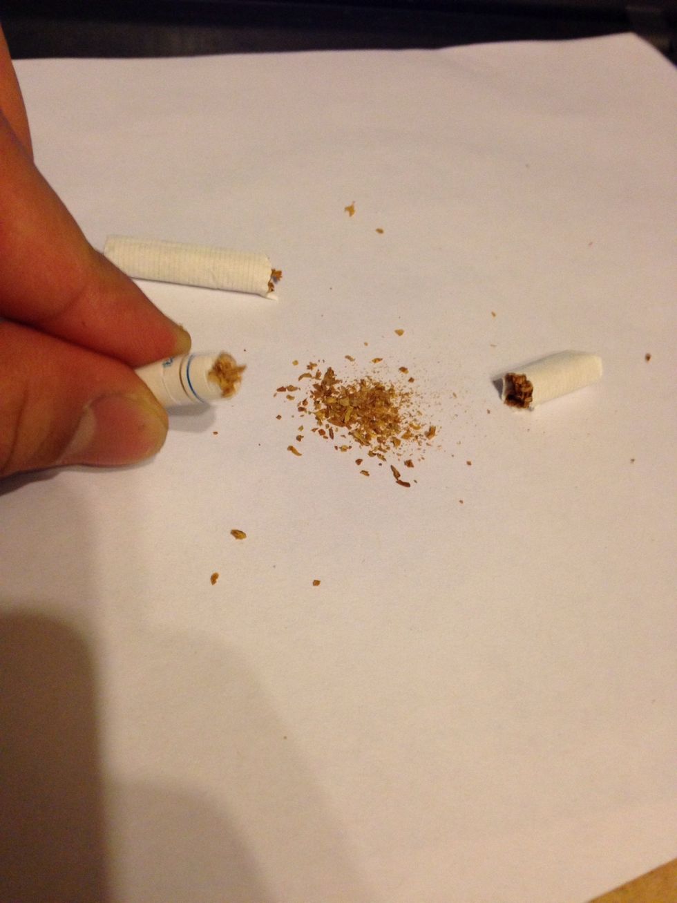 How to save a broken cigarette - B+C Guides