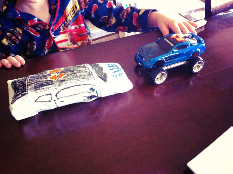 How to create a fast & easy "paper car" with your kid! - B+C Guides