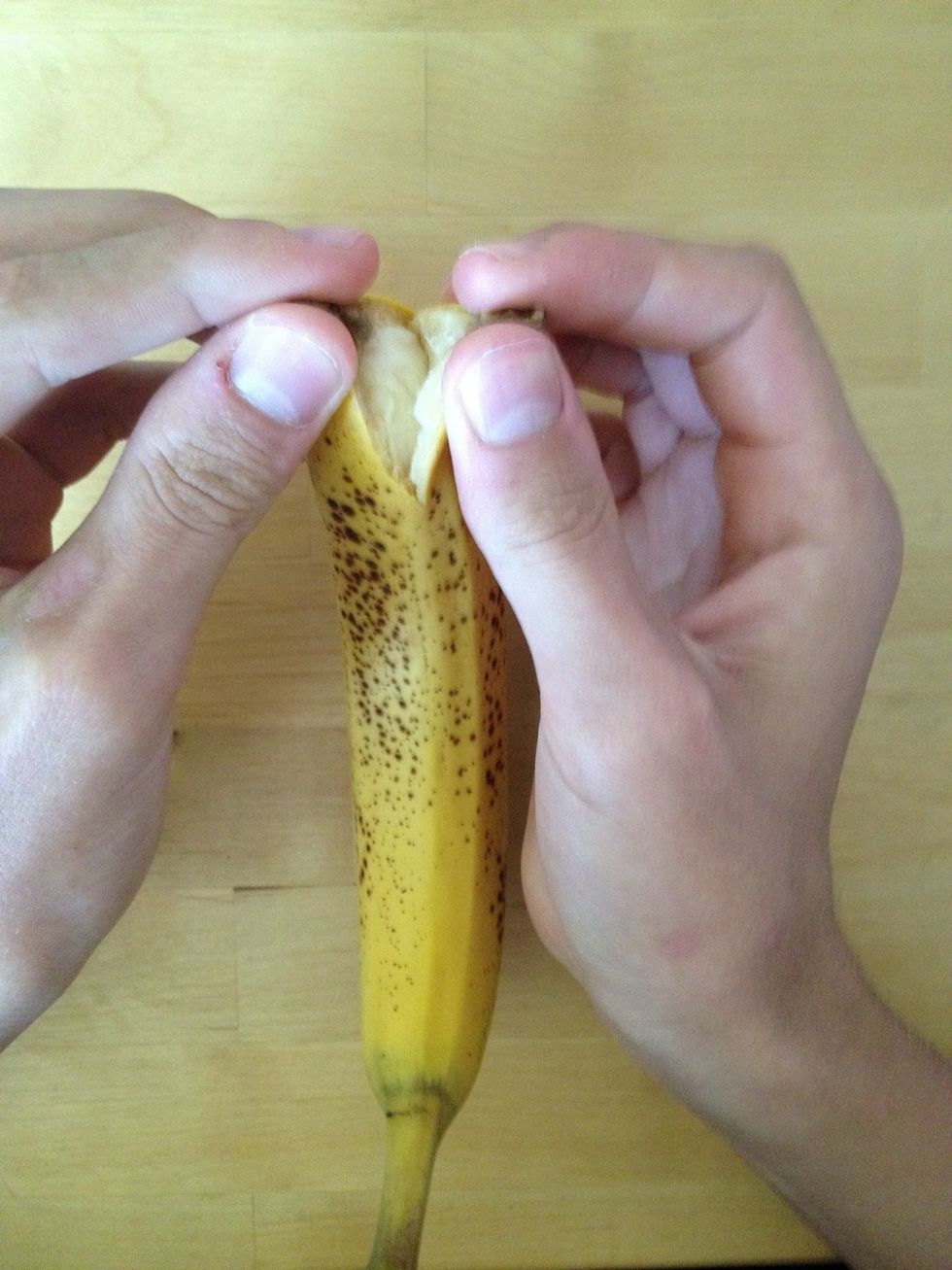 How to open a banana - B+C Guides