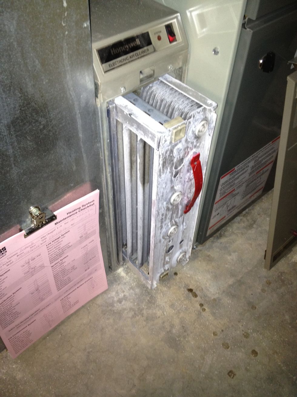 How to clean your electronic furnace filter - B+C Guides