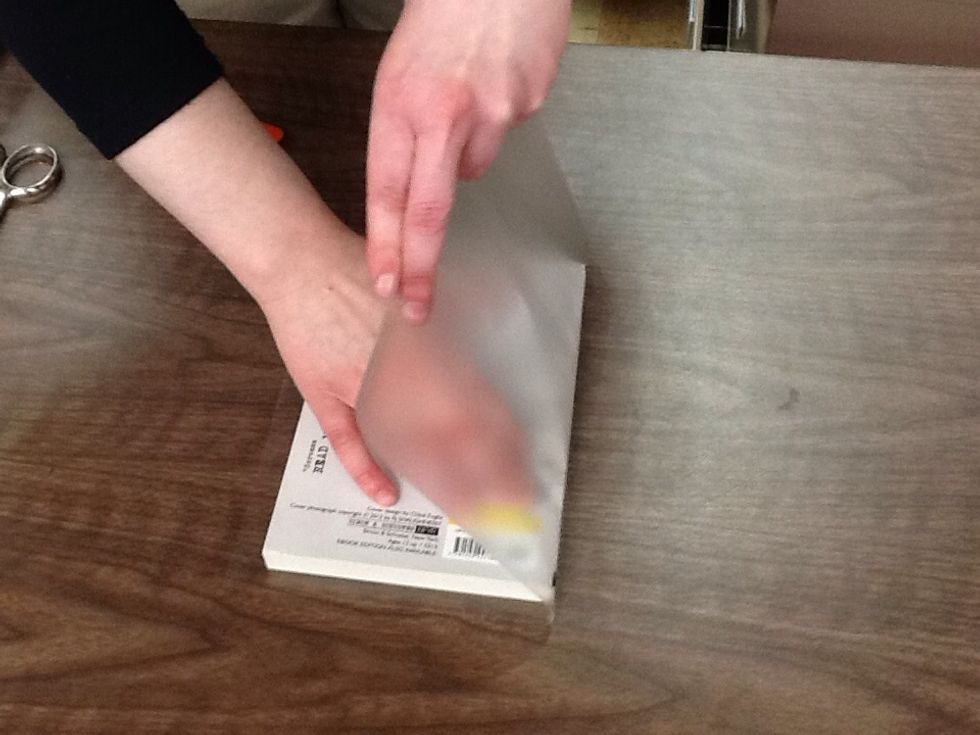 How to apply laminate to a paperback book - B+C Guides