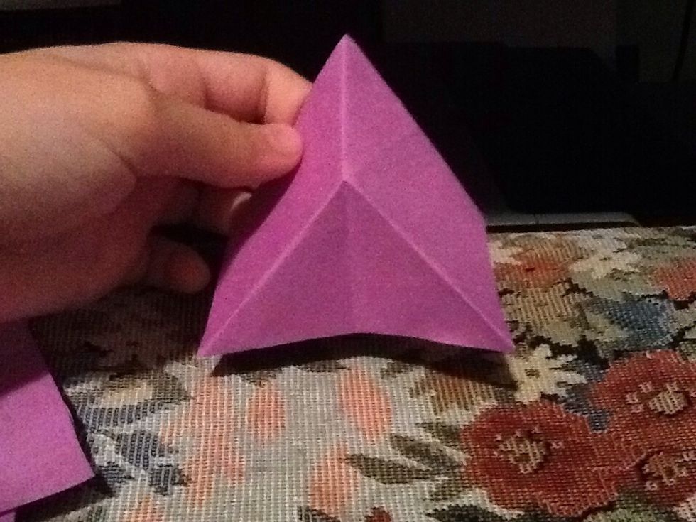 How to make a ninja star out of sticky notes - B+C Guides