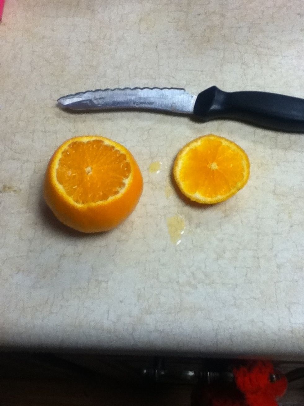 How to easily peel an orange - B+C Guides