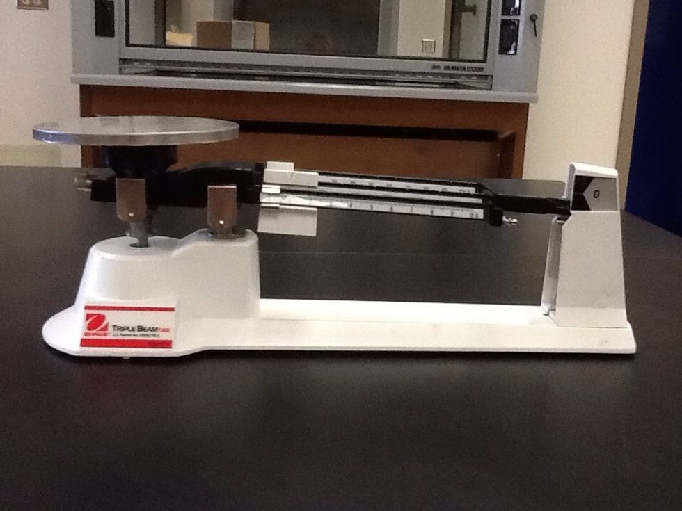 How to triple beam balance - B+C Guides