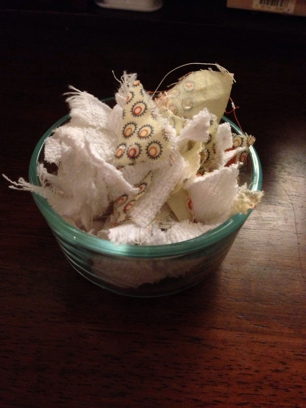 How to reuse leftover fabric and thread scraps - B+C Guides