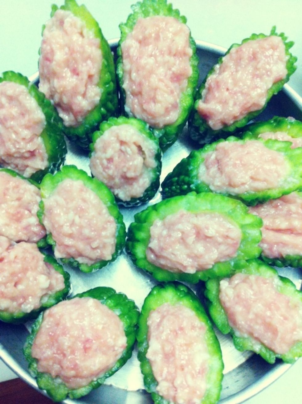 How to cook baby bitter gourd stuffed with minced meat - B+C Guides