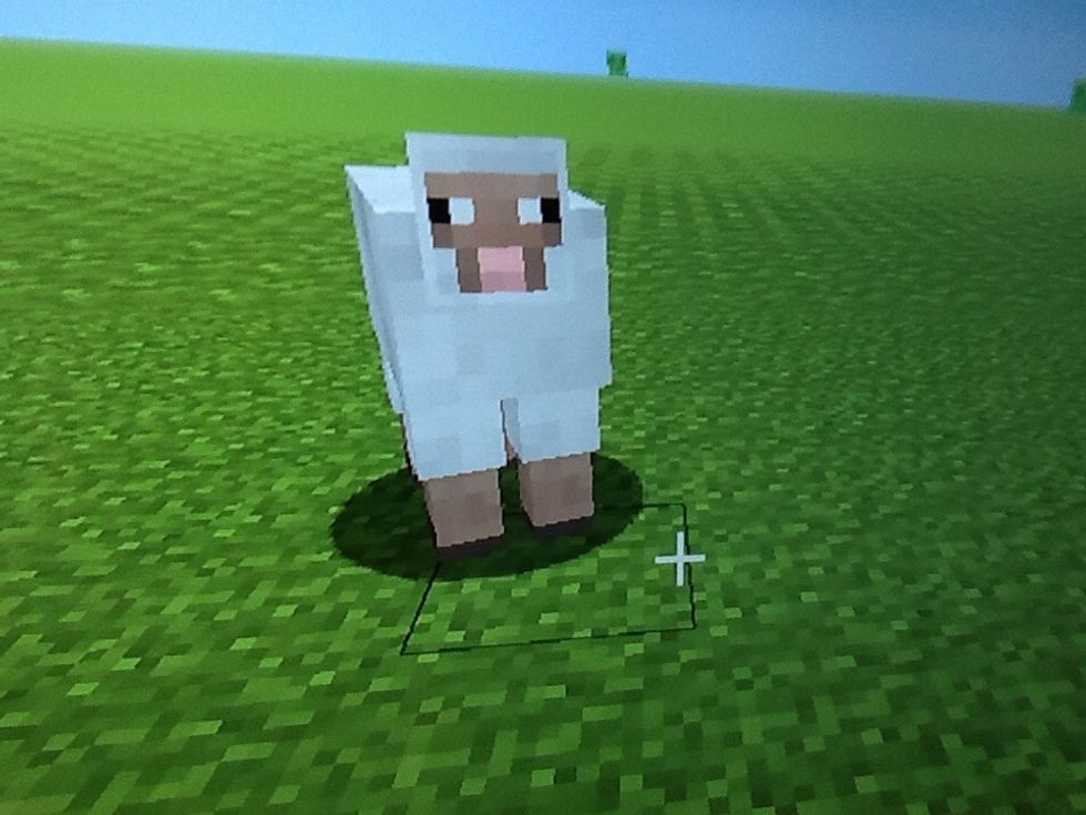 How to make a sheep turn colors in minecraft!! - B+C Guides