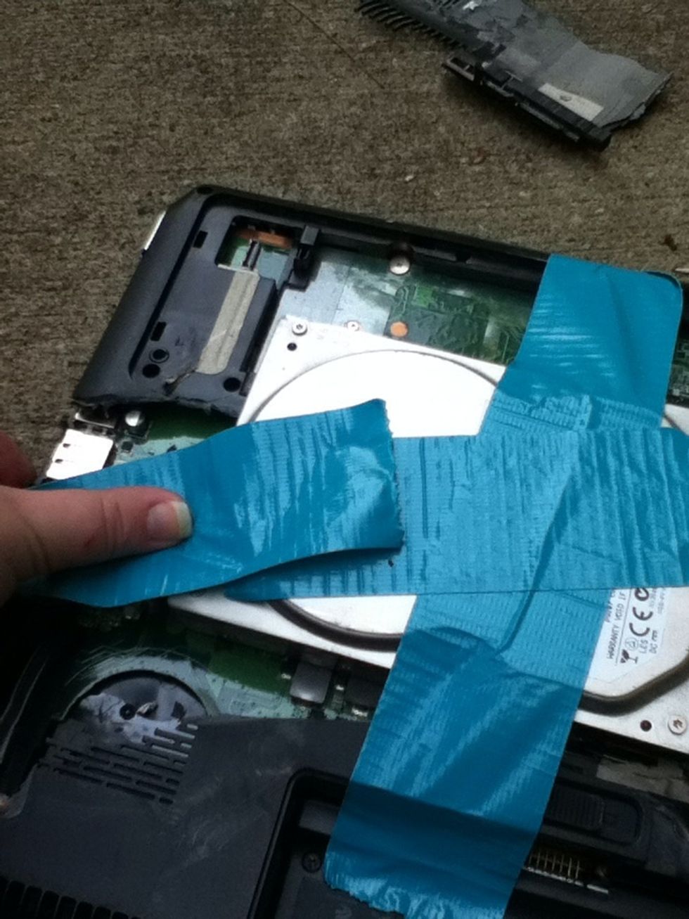 How to fix any laptop - B+C Guides