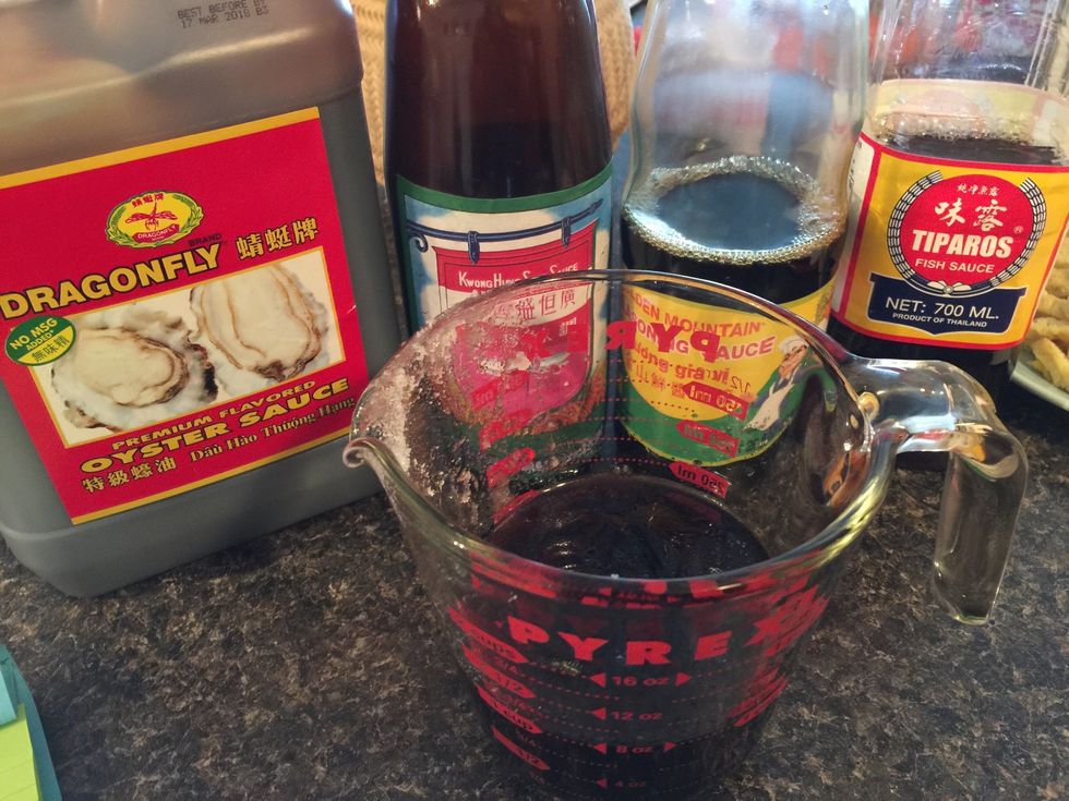 How to make kua mee (sweet fried noodles) - B+C Guides