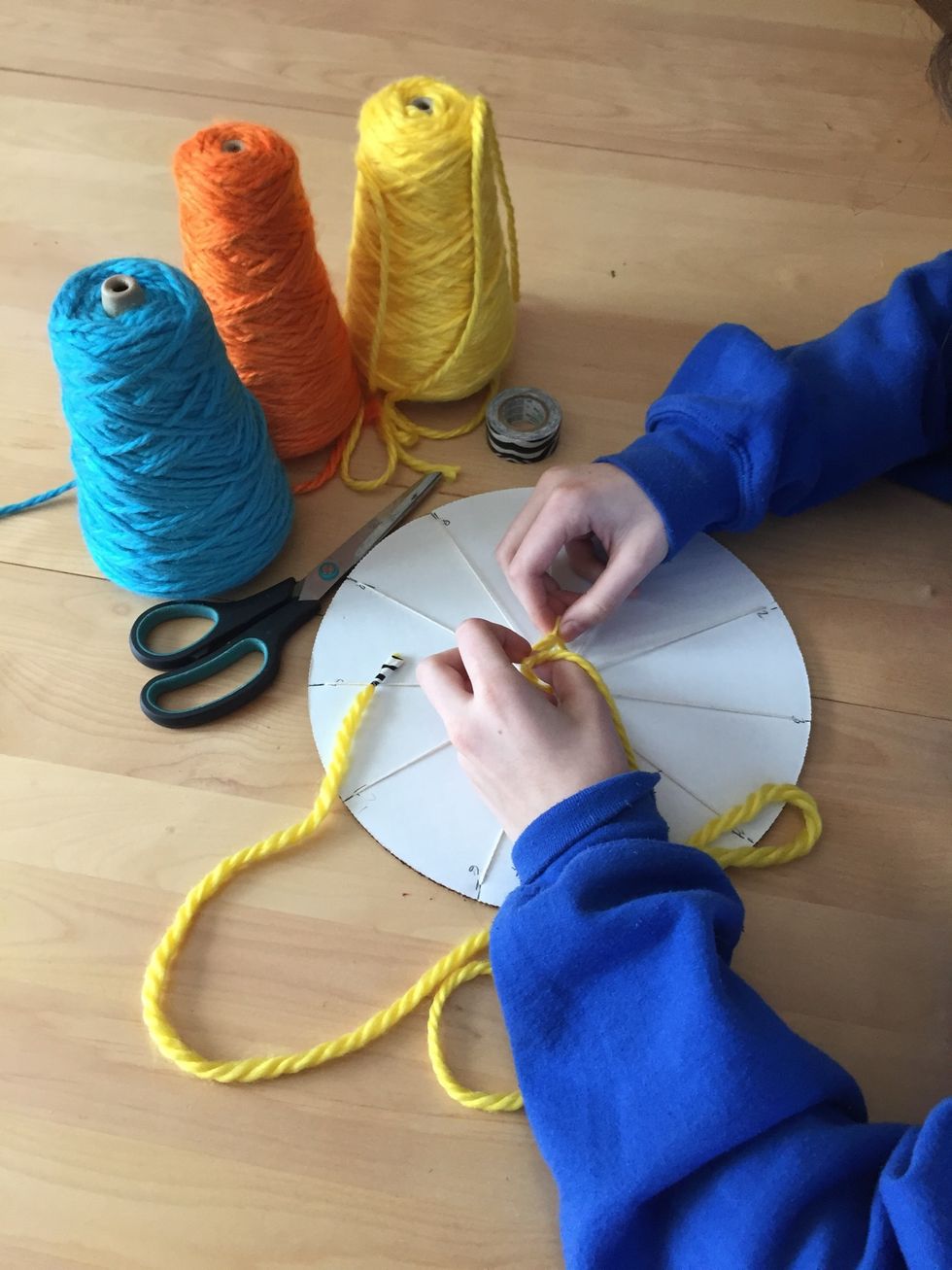 How to create a circle weaving - B+C Guides