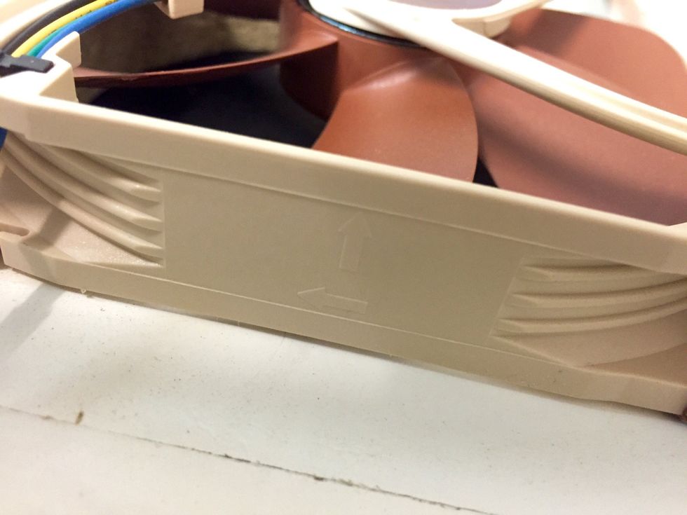 How to build a computer cabinet with proper ventilation - B+C Guides