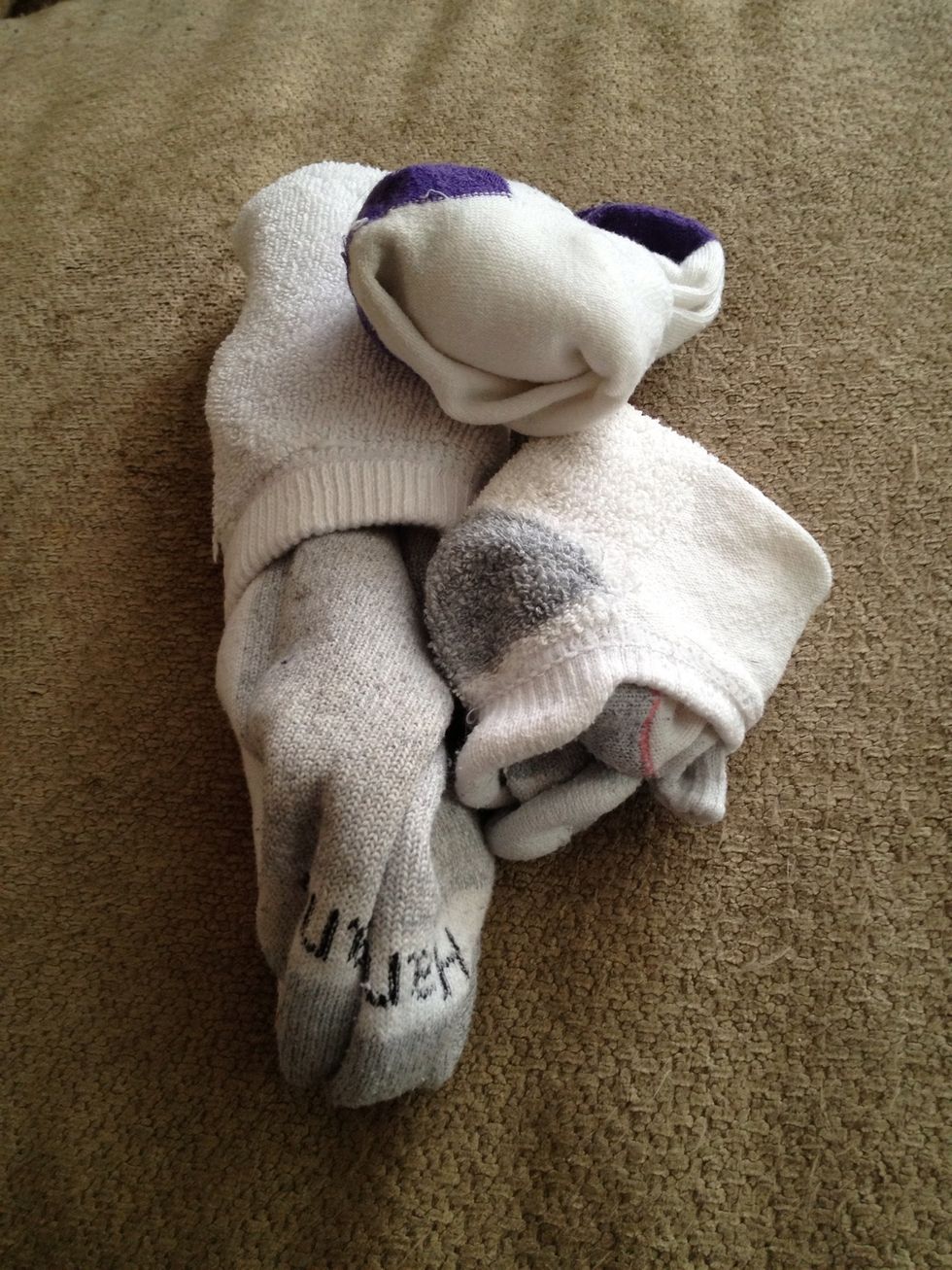 How to properly fold socks - B+C Guides