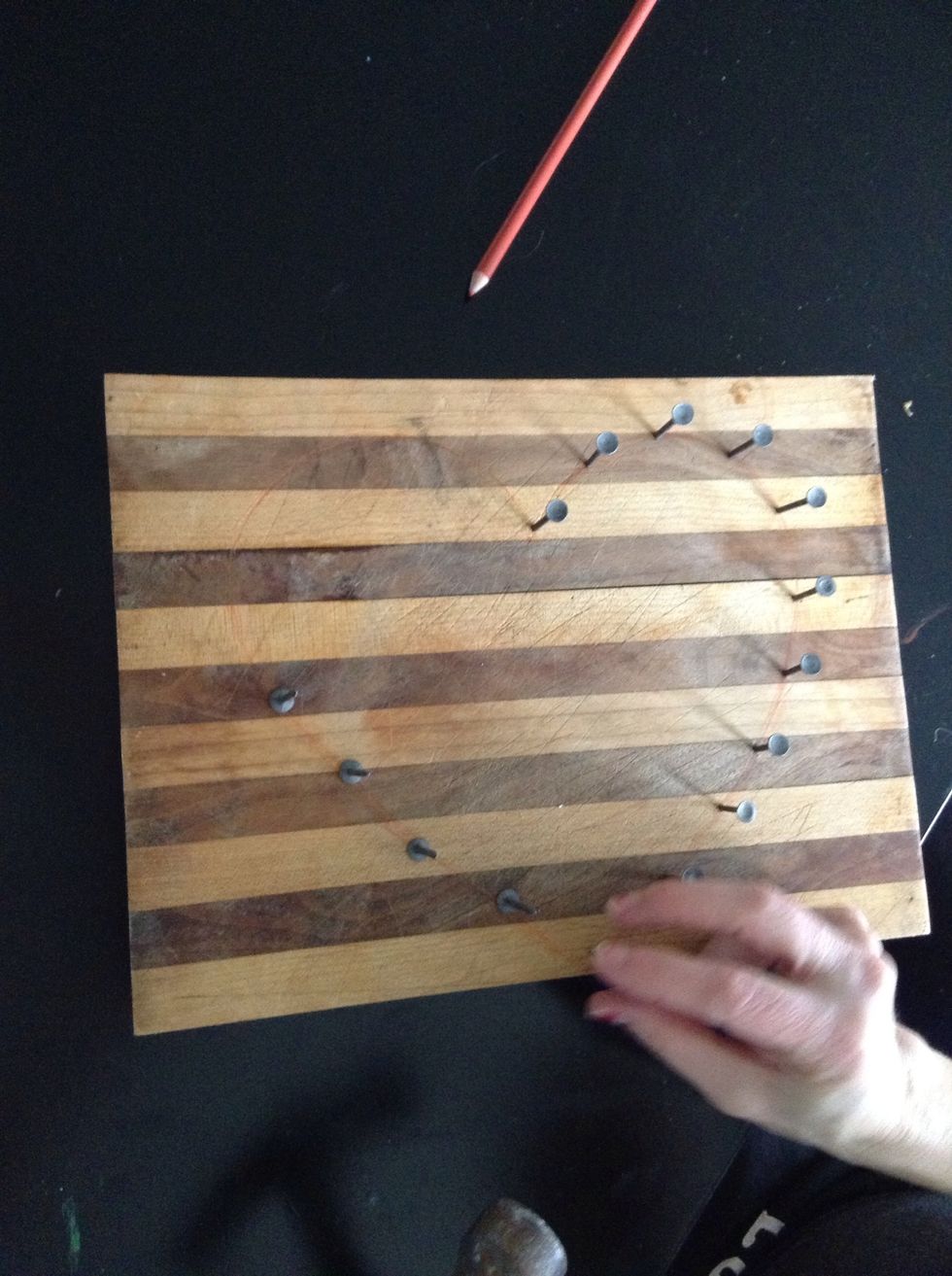 How to make a string & nail board - B+C Guides