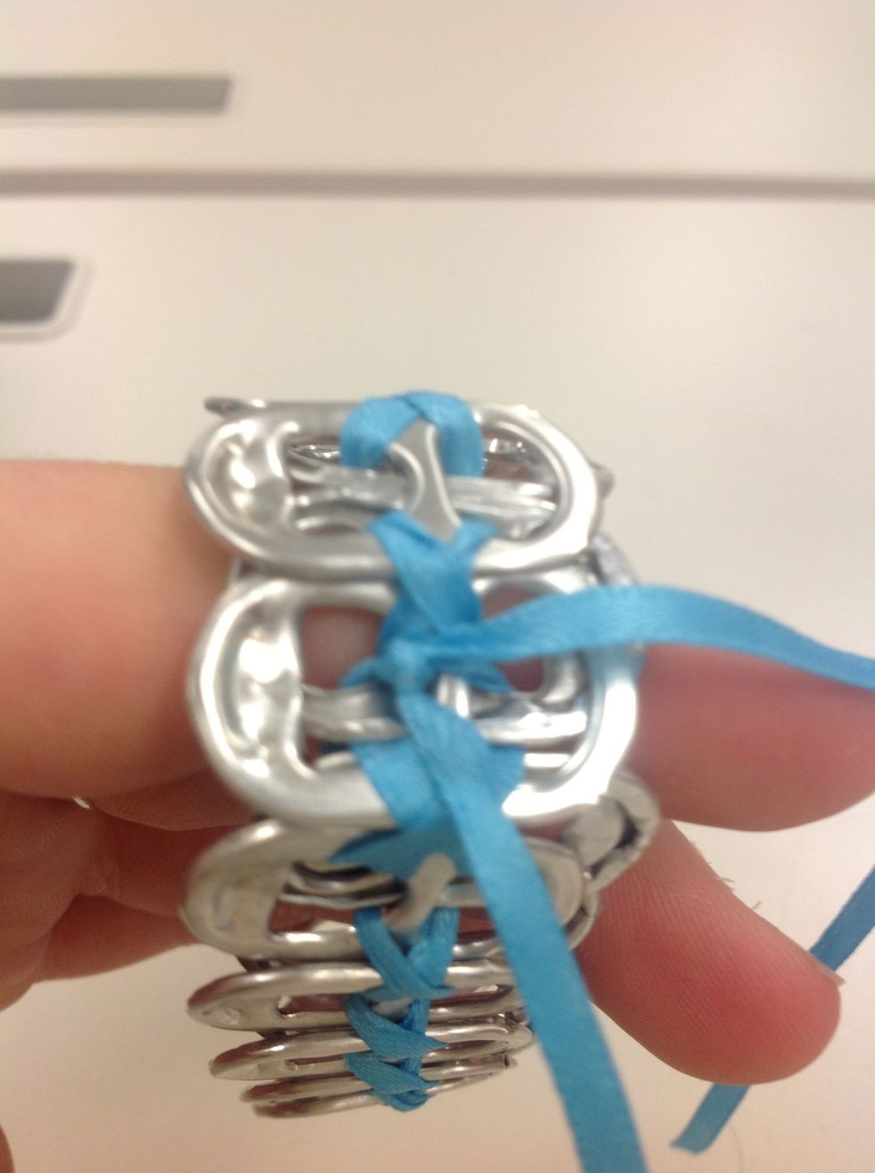 How to make a soda can tab bracelet - B+C Guides