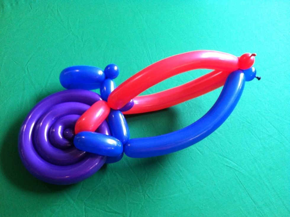 How to make a balloon bike - B+C Guides