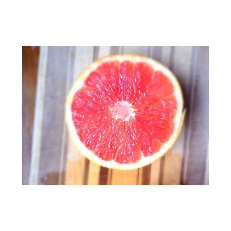 How to cut a grapefruit - B+C Guides