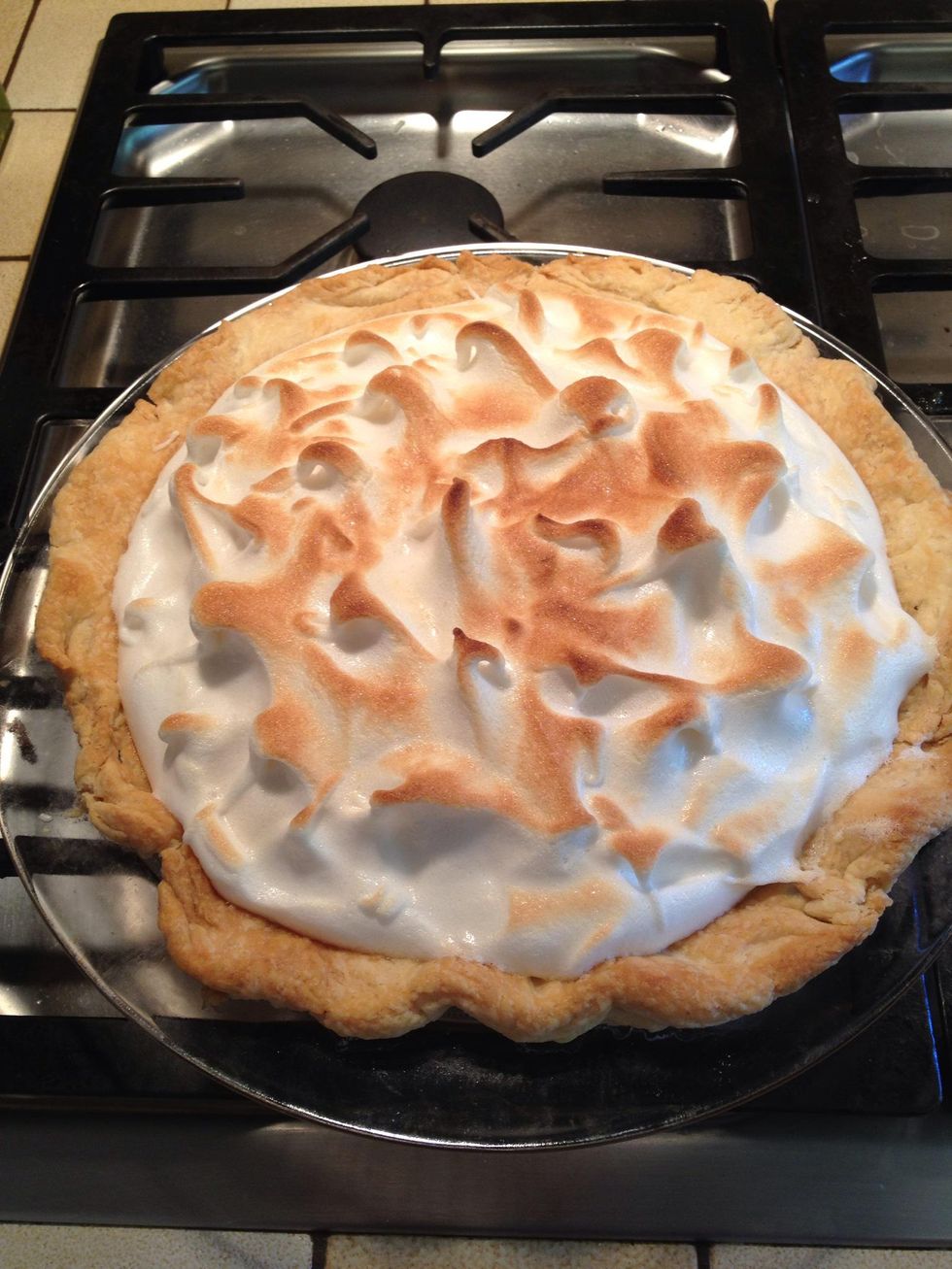 How to bake lime meringue pie - B+C Guides