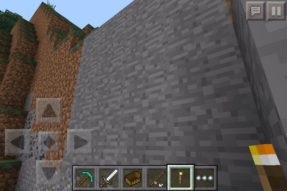 How to make a simple minecraft fort on your first day - B+C Guides