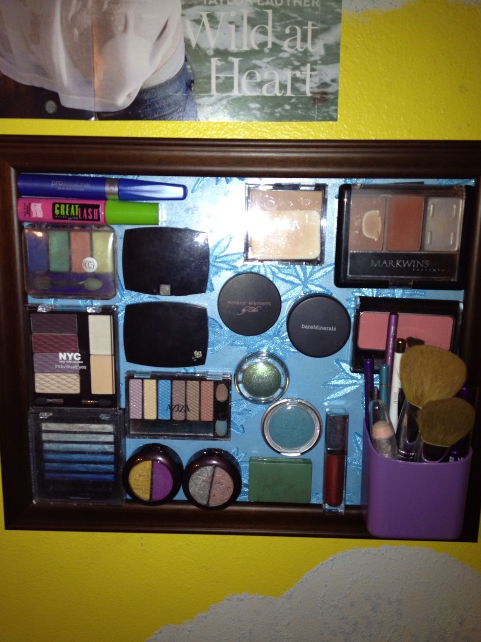 How to make a cute magnetic makeup board! - B+C Guides