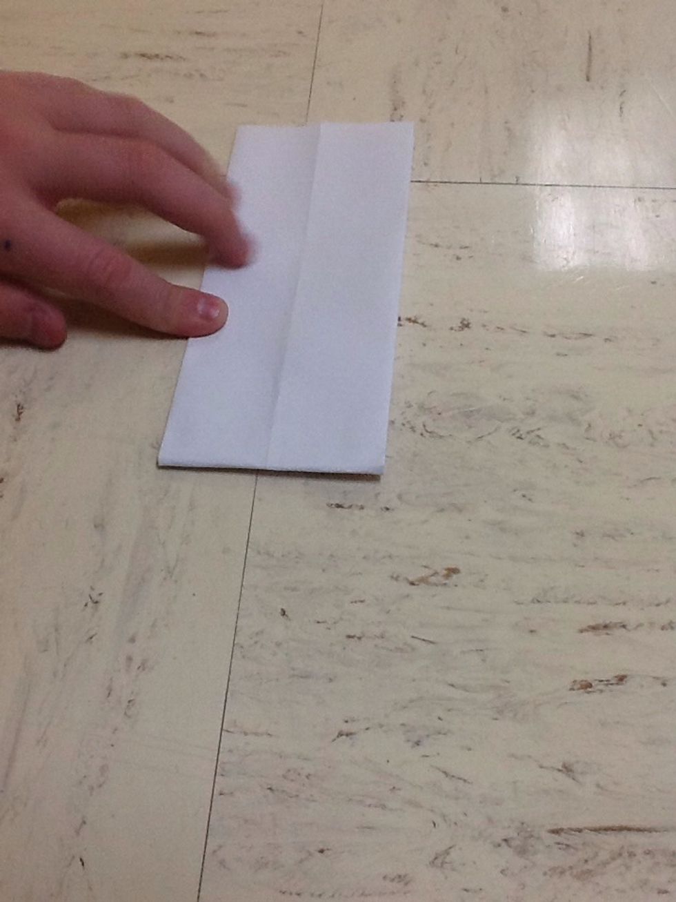 How to make a paper boomerang - B+C Guides