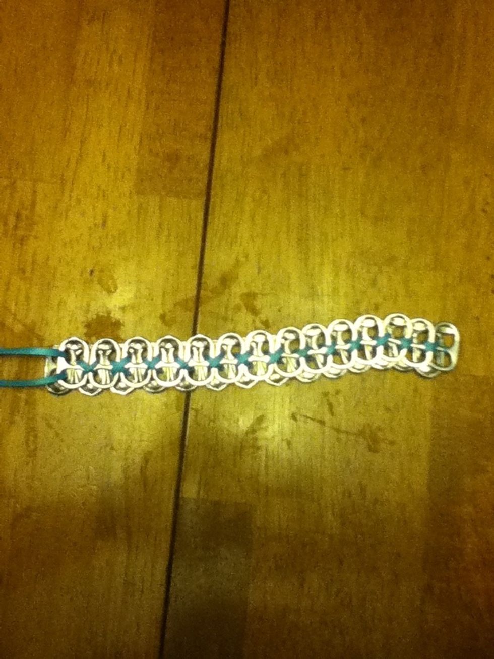 How to make a soda can tab bracelet - B+C Guides