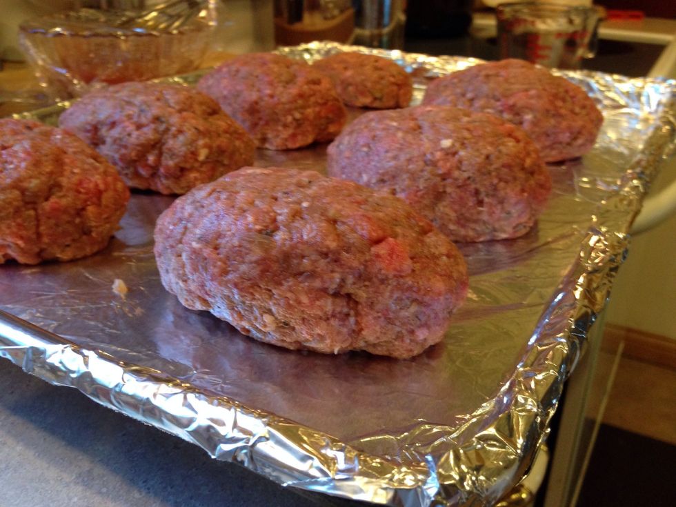 How to cook ina garten's individual meat loaves - B+C Guides