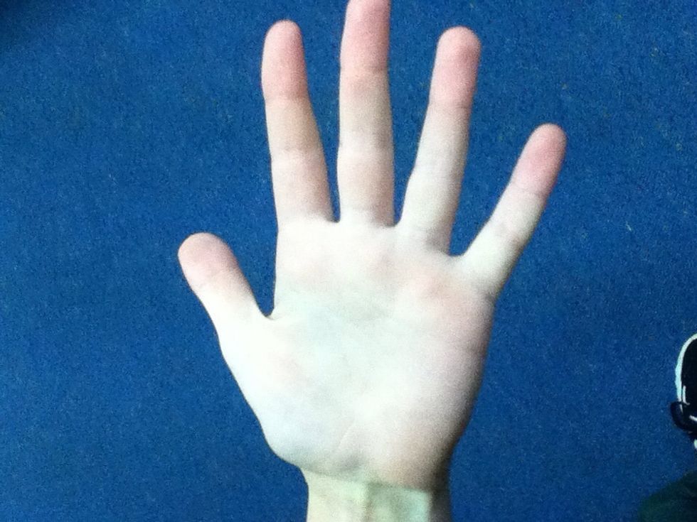 How to do the bendy finger trick - B+C Guides