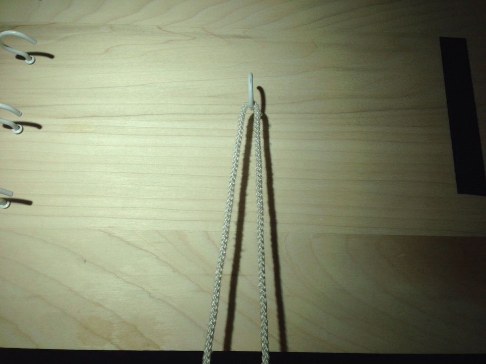 How to perform a one hand tie - B+C Guides