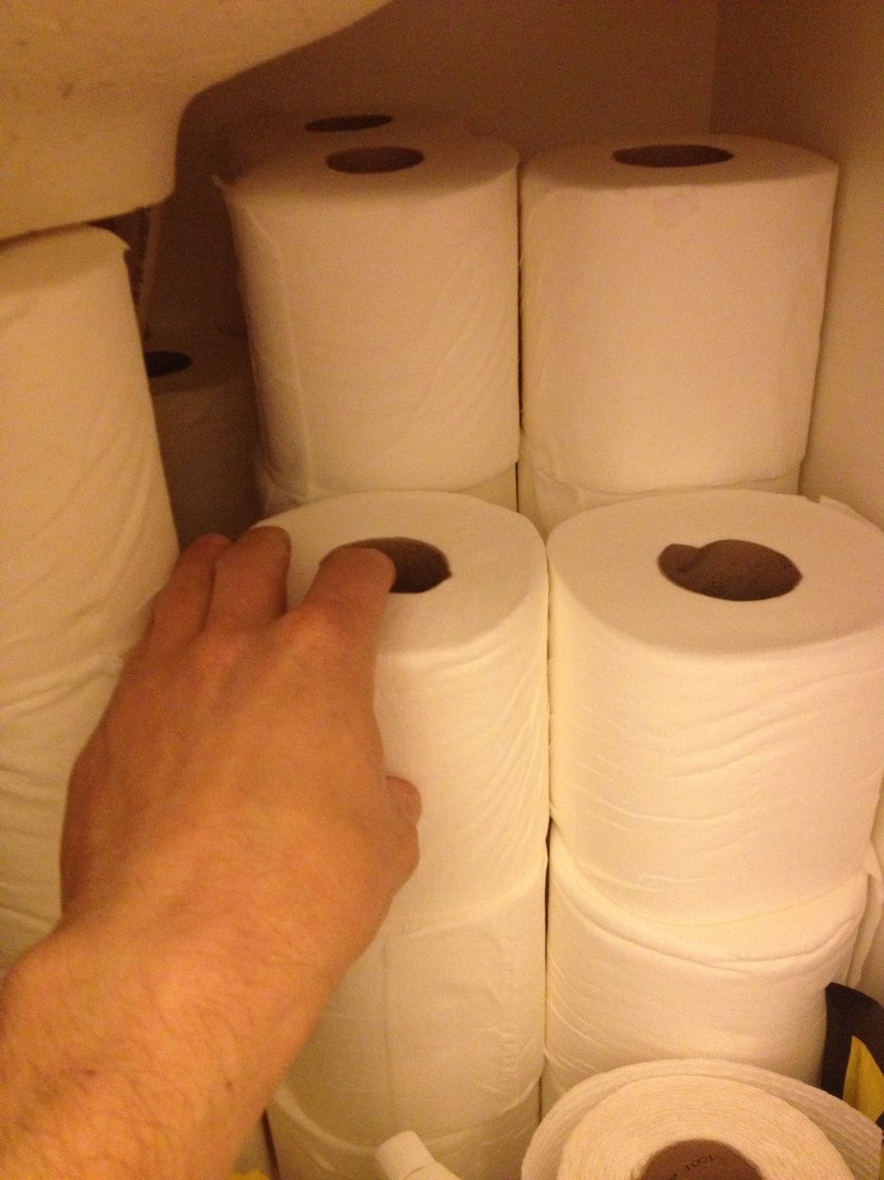 How to change a roll of tp - B+C Guides