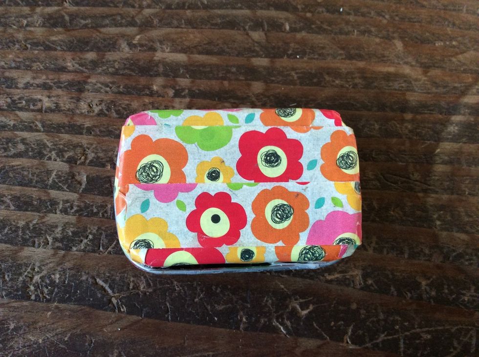 How to turn an altoids tin into a cute pillbox - B+C Guides