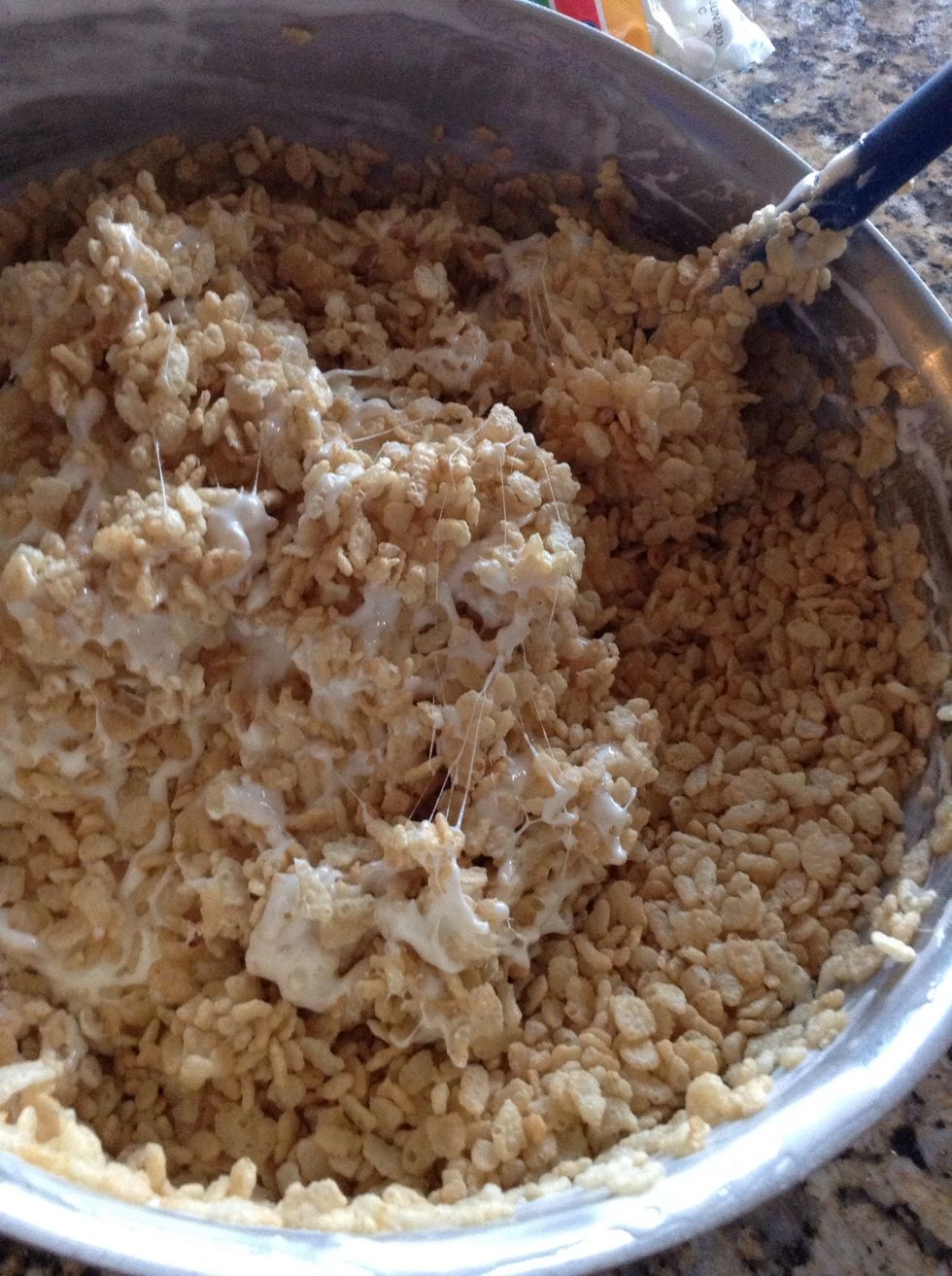 how-to-make-mega-sized-rice-krispy-treats-b-c-guides